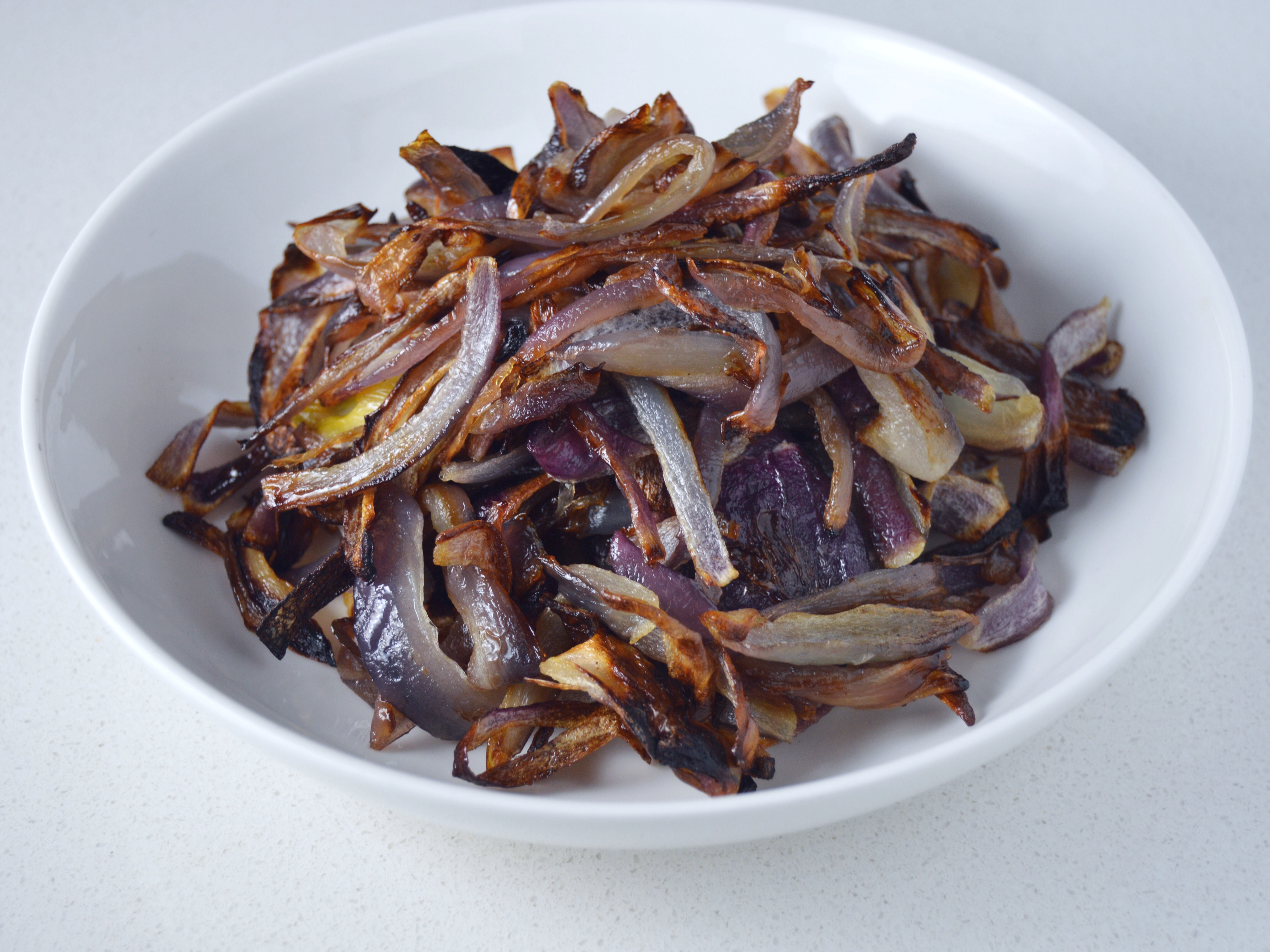 Lean Pantry: Easy Oven-Charred Onions – Radiate Food Vibes