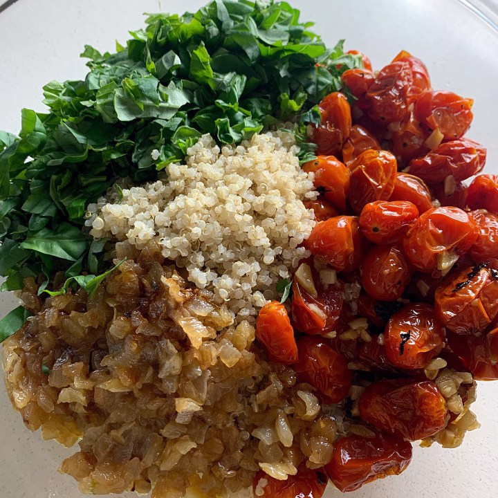 Caprese Quinoa Salad with Roasted Cherry Tomatoes – Radiate Food Vibes